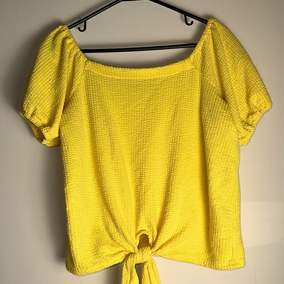 LOFT | Tops | Loft Size Small Yellow Cotton Tie Crop Top | Poshmark